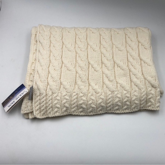 Aran | Bedding | Aran Super Soft Wool Cable Knit Throw Blanket | Poshmark